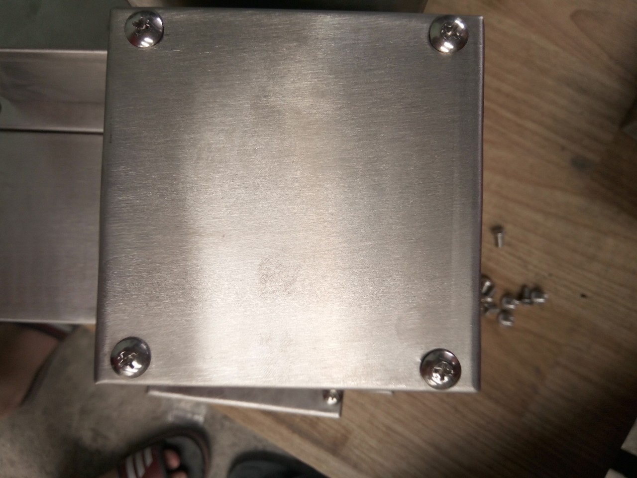 Tìm hiểu rõ về các thông tin của box inox hiện nay